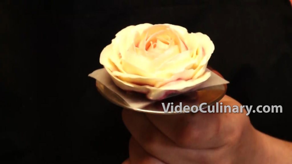 How To Pipe Buttercream Roses Cake Decorating Piping Technique